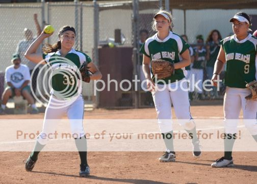 PHOTOS: Wilson vs. Poly, Softball – Press Telegram